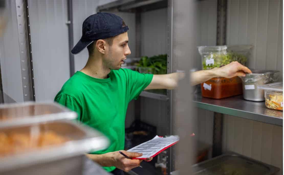 How to Manage Inventory in a Restaurant | Sortly