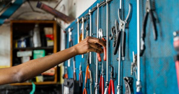 How to Use Barcodes for Tool Tracking | Sortly